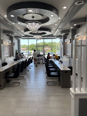 LEGEND NAILS - FRANKFORT - Updated October 2025 - 84 Photos & 32 ...