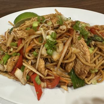 BAYLEAF STIR & CURRY HOUSE - Updated December 2025 - 27 Photos & 14 ...