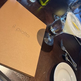 IL PIATTO - Updated March 2025 - 330 Photos & 210 Reviews - 900 Black ...