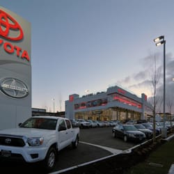 JIM PATTISON TOYOTA VICTORIA - 10 Reviews - 3050 Douglas Street ...