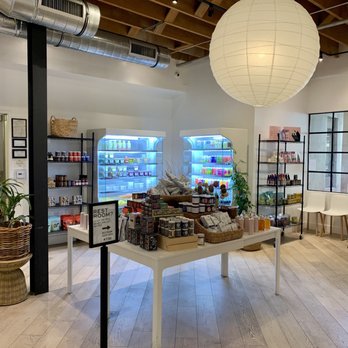 THE DAISY RESTAURANT - Updated June 2024 - 252 Photos & 197 Reviews ...