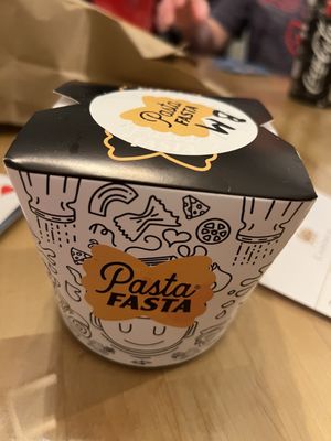 PASTA FASTA - Updated July 2024 - 44 Photos & 29 Reviews - 2468 N Clark ...