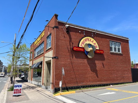 PROPELLER BREWING COMPANY - Updated December 2025 - 53 Photos & 51 ...