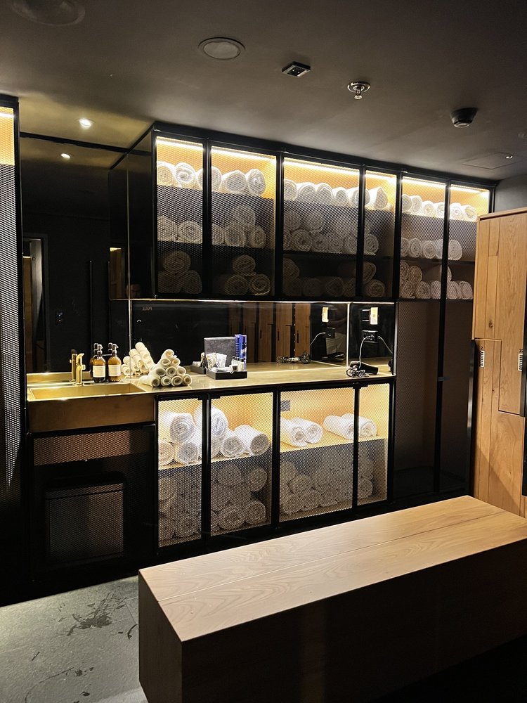 AWAY SPA BY W HOTEL - Updated July 2025 - 27 Photos - Spuistraat 172 ...