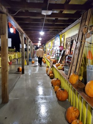 JIM’S APPLE FARM - 79 Photos & 77 Reviews - 20430 Johnson Memorial Dr ...