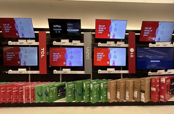 TARGET - Updated December 2025 - 52 Photos & 60 Reviews - 2001 South Rd ...