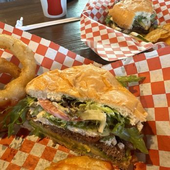 THE GOURMET BURGER SHOP - Updated August 2024 - 261 Photos & 526 ...
