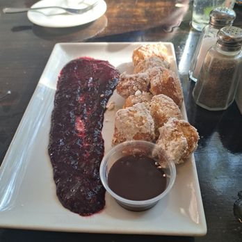 ELI’S TABLE - Updated January 2026 - 1454 Photos & 2157 Reviews - 129 ...