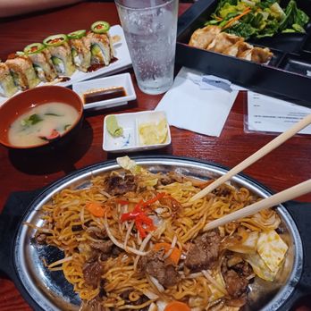 ZENCU SUSHI & GRILL - Updated June 2024 - 735 Photos & 737 Reviews ...
