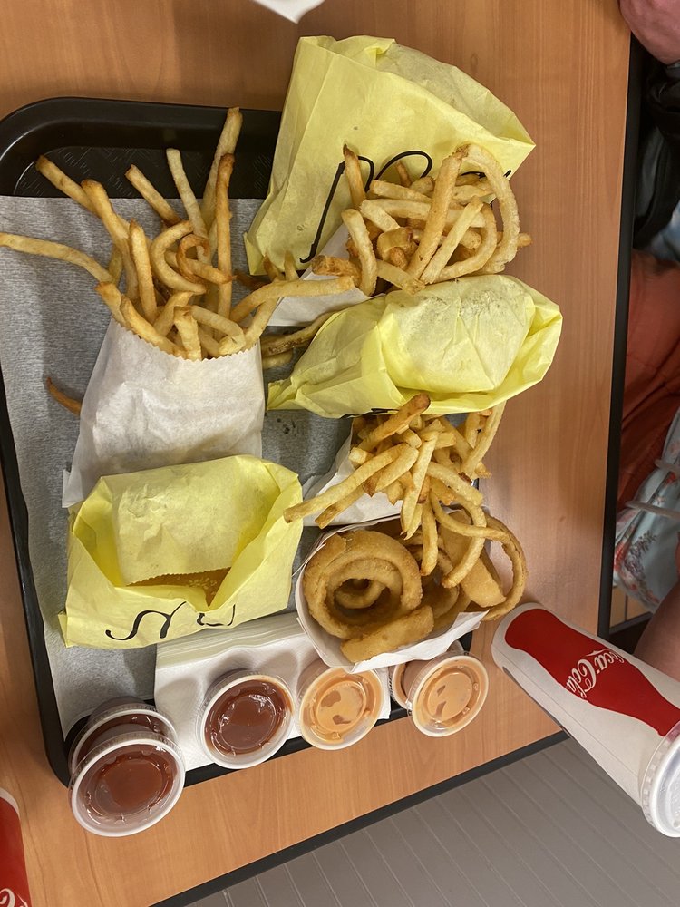 MILLIE’S BURGERS - Updated October 2025 - 153 Photos & 206 Reviews ...