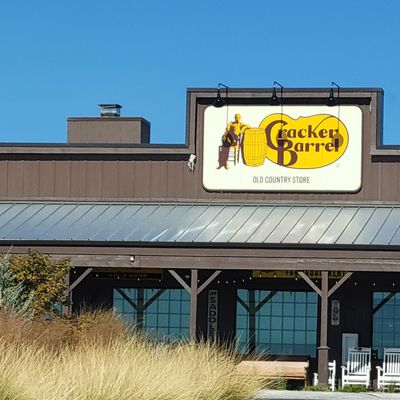 CRACKER BARREL OLD COUNTRY STORE - Updated October 2025 - 36 Photos ...