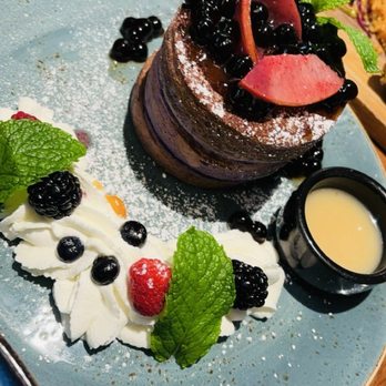 TRAVELER’S TABLE - Updated July 2024 - 5703 Photos & 1955 Reviews - 520 ...