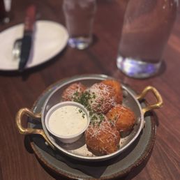 EUREKA! - Updated December 2025 - 1422 Photos & 1265 Reviews - 200 E ...