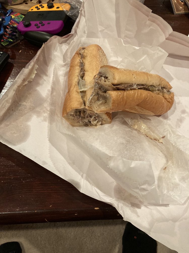 CASAPULLA’S NORTH STEAK & SUB SHOP - 24 Photos & 59 Reviews - 2707 ...