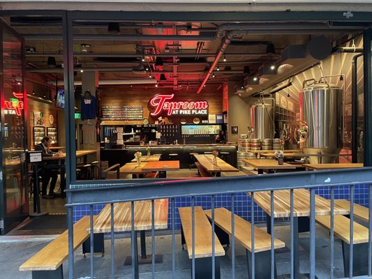 THE TAPROOM AT PIKE PLACE - Updated August 2025 - 178 Photos & 98 ...