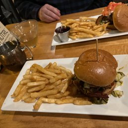 CIVIL KITCHEN - 312 Photos & 310 Reviews - 107 Park Central Square ...
