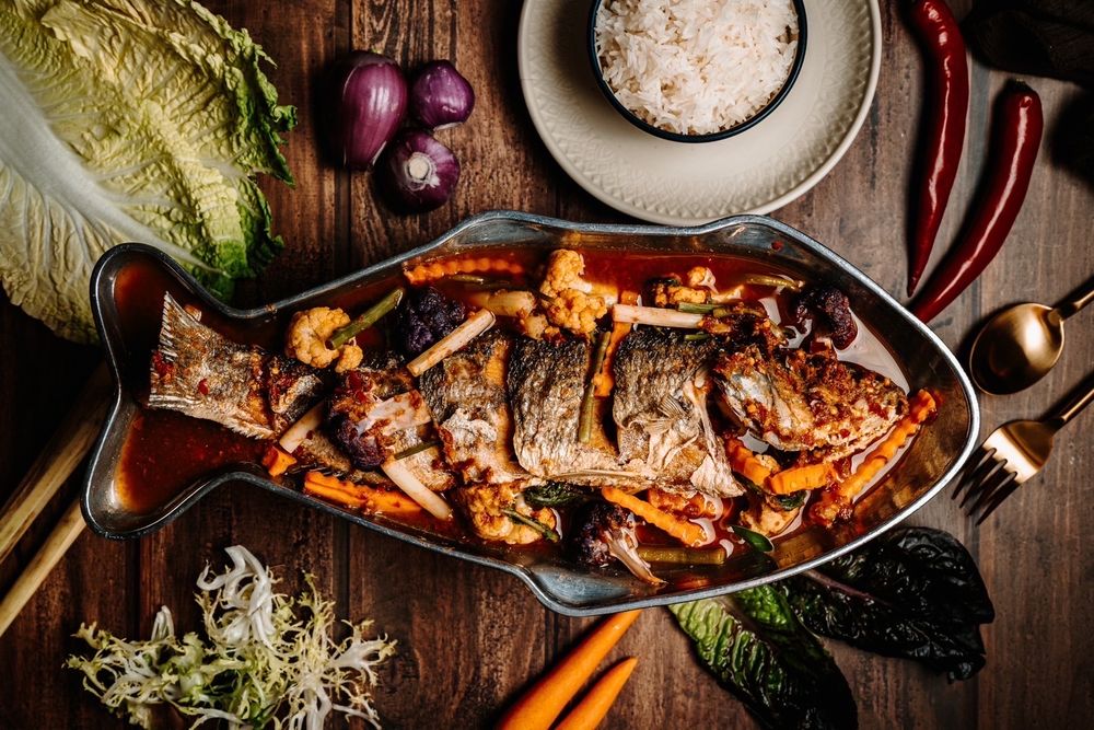 THA PHRAYA - Updated November 2024 - 306 Photos & 76 Reviews - 1553 2nd ...