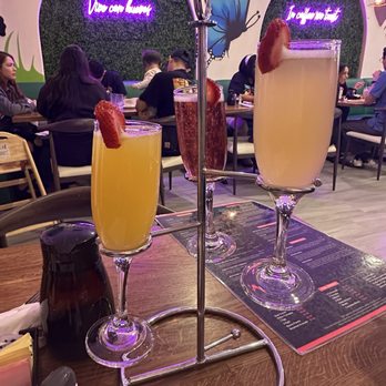 MADRES BRUNCH - Updated June 2025 - 2278 Photos & 754 Reviews - 8015 ...