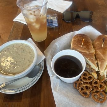 SMACKY’S ON BROADWAY - Updated January 2026 - 161 Photos & 216 Reviews ...