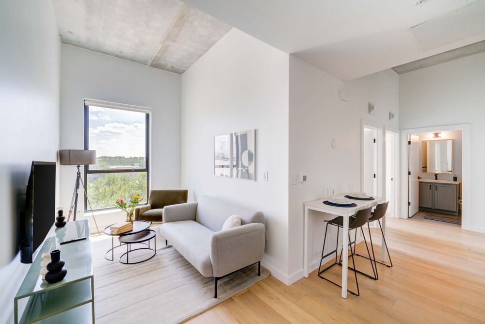 FOSTER FLATS - Updated December 2025 - 16 Photos - 205 Foster Ave ...