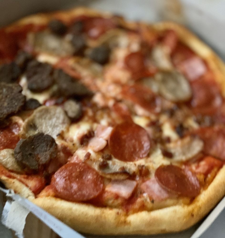 GEO’S PIZZERIA & RESTAURANT - 26 Photos & 39 Reviews - 13512 Jamaica ...