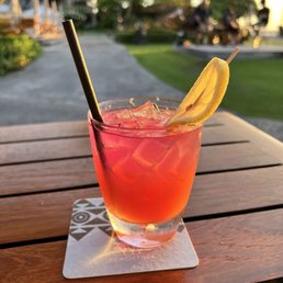 BEACH TREE RESTAURANT BAR AND LOUNGE - Updated January 2025 - 571 ...