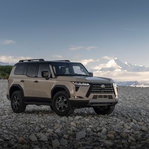 LEXUS SOUTH POINTE - Updated June 2026 - 14 Reviews - 830 100 St SW ...