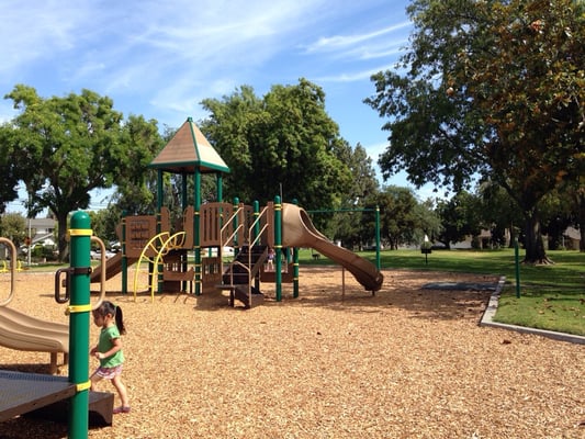 PINEWOOD PARK - Updated December 2025 - 12 Photos & 16 Reviews - 9675 ...