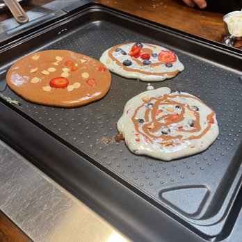 SLAPPY CAKES - Updated June 2024 - 749 Photos & 913 Reviews - 4246 SE ...