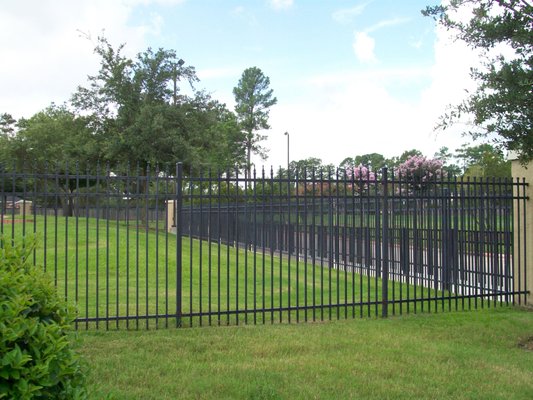 ALEX FENCE COMPANY: RESIDENTIAL GATE & FENCE INSTALLATION - Updated ...