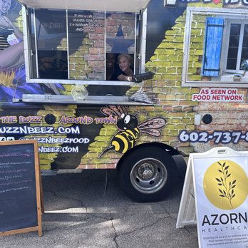 BUZZNBEEZ FOOD TRUCK - Updated January 2026 - 100 Photos & 215 Reviews ...