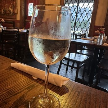 LITTLE PUB GREENWICH - Updated December 2025 - 274 Photos & 286 Reviews ...