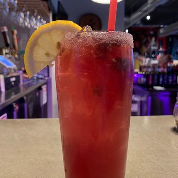 ENGINE 8 URBAN WINERY - Updated June 2024 - 391 Photos & 166 Reviews ...