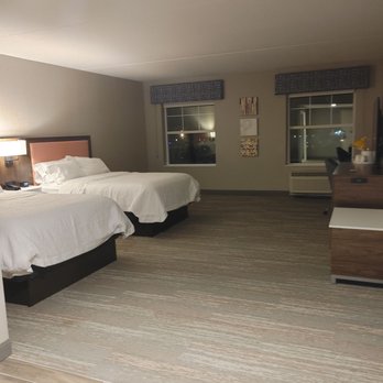 HAMPTON INN CAPE COD CANAL - Updated December 2025 - 146 Photos & 17 ...