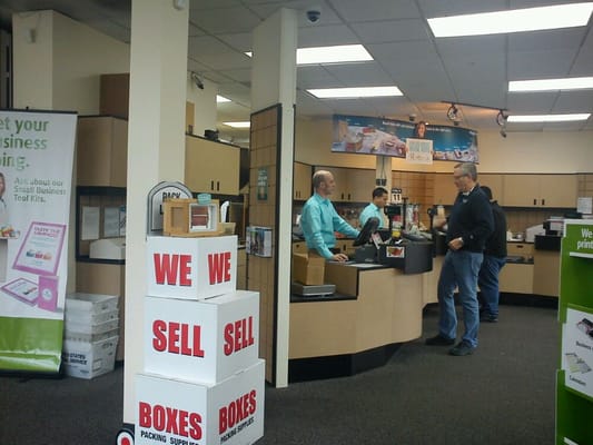 THE UPS STORE - Updated May 2026 - 31 Photos & 158 Reviews - 1425 ...