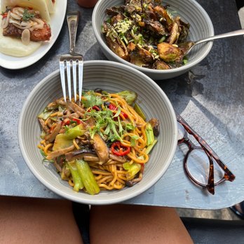 SAMPAN - Updated March 2025 - 3176 Photos & 2360 Reviews - 124 S 13th ...