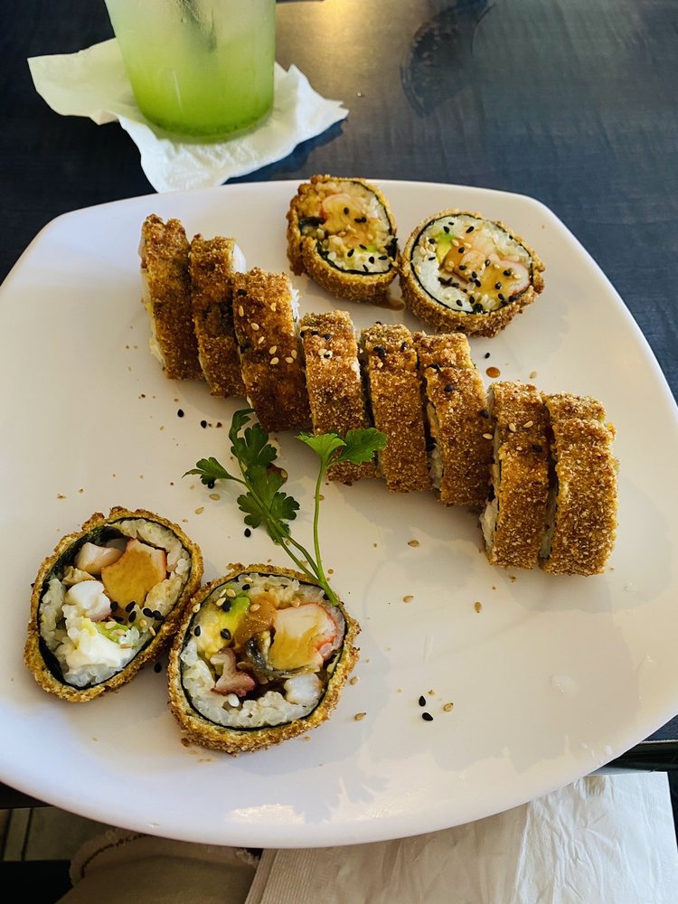 CHOPSTICKS SUSHI Y MAS - Updated March 2024 - 20 Photos & 22 Reviews ...
