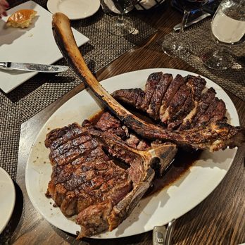 OLD HOMESTEAD STEAK HOUSE - Updated July 2024 - 1167 Photos & 1320 ...