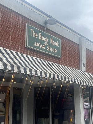 THE BOOK NOOK & JAVA SHOP - Updated December 2025 - 31 Photos & 58 ...