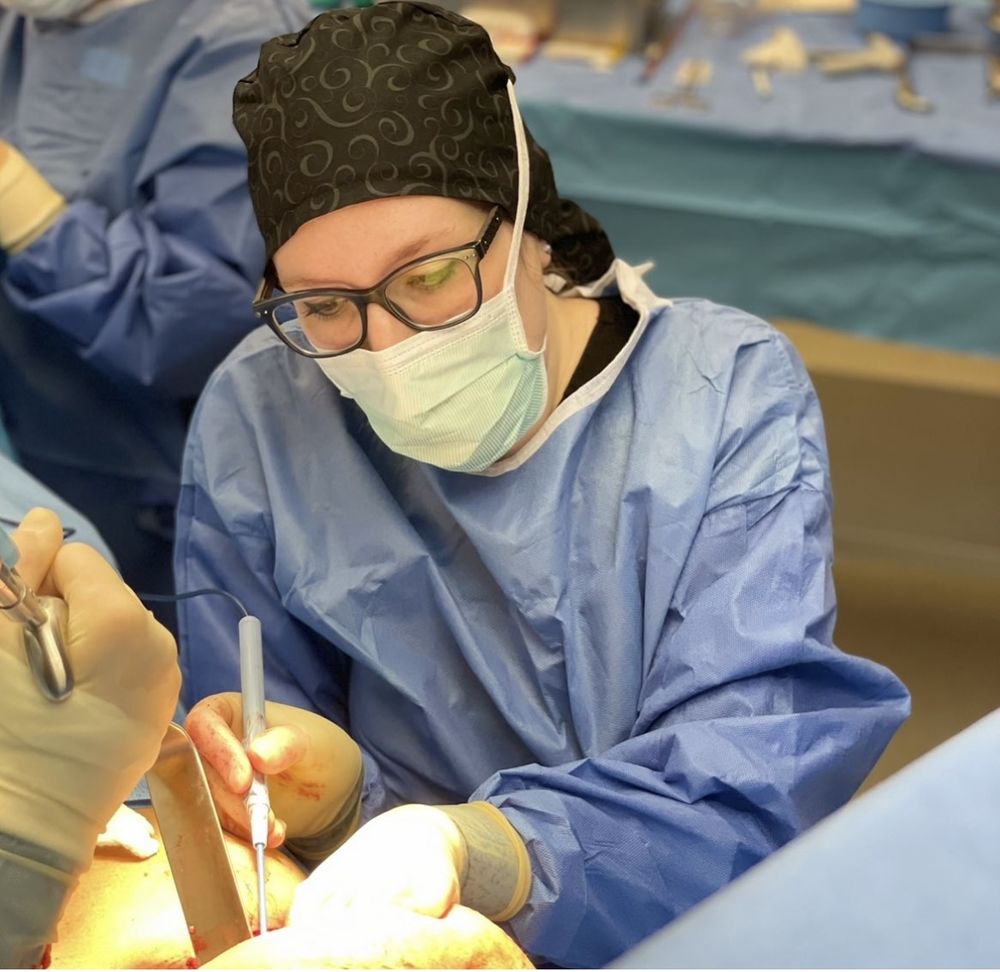 SARAH ELSWICK, MD - Updated August 2025 - 201 W Big Beaver Rd, Troy ...