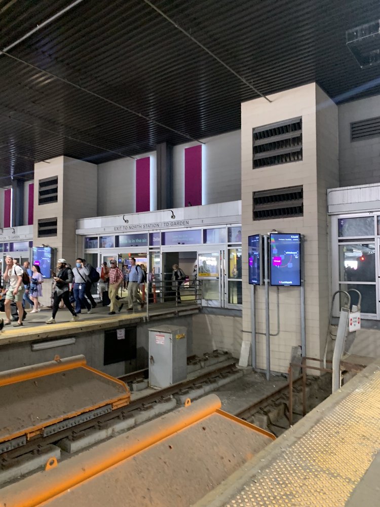 KENMORE MBTA STATION - GREEN LINE - Updated December 2025 - 23 Photos ...