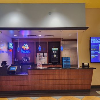 JOHN’S INCREDIBLE PIZZA - CARSON - Updated September 2024 - 838 Photos ...