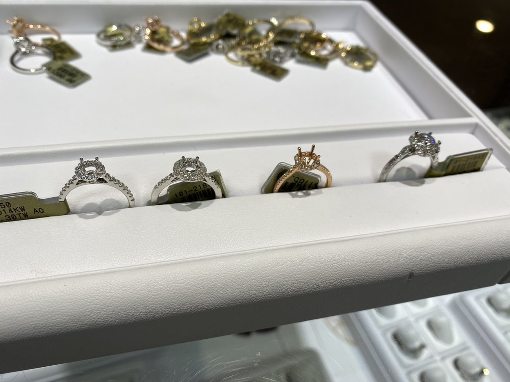 THE GEM LAB - Updated August 2025 - 32 Photos & 21 Reviews - 4098 W ...