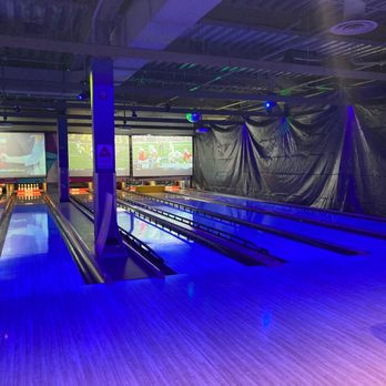 ROUND1 BOWLING & ARCADE - BURBANK - Updated December 2025 - 433 Photos ...