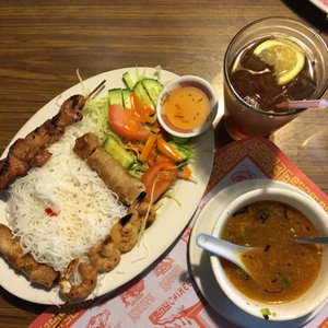 MAD MANGO CAFE - Updated December 2025 - 38 Photos & 85 Reviews - 551 ...