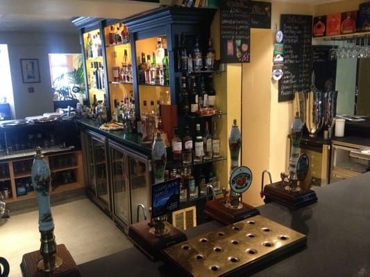 KINMEL ARMS - Updated June 2025 - Moelfre Bay, Moelfre, Isle of ...