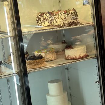 ISGRO PASTRIES - Updated June 2025 - 701 Photos & 605 Reviews - 1009 ...