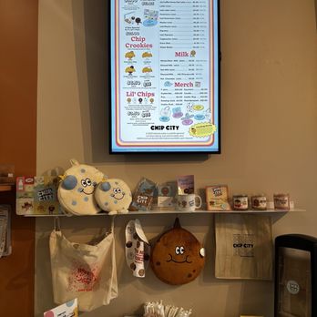 CHIP CITY - Updated December 2025 - 483 Photos & 215 Reviews - 42-15 ...