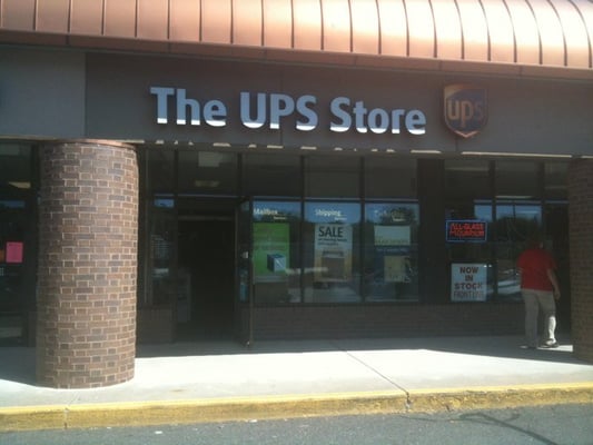 THE UPS STORE - Updated May 2026 - 25 Photos & 28 Reviews - 35 ...