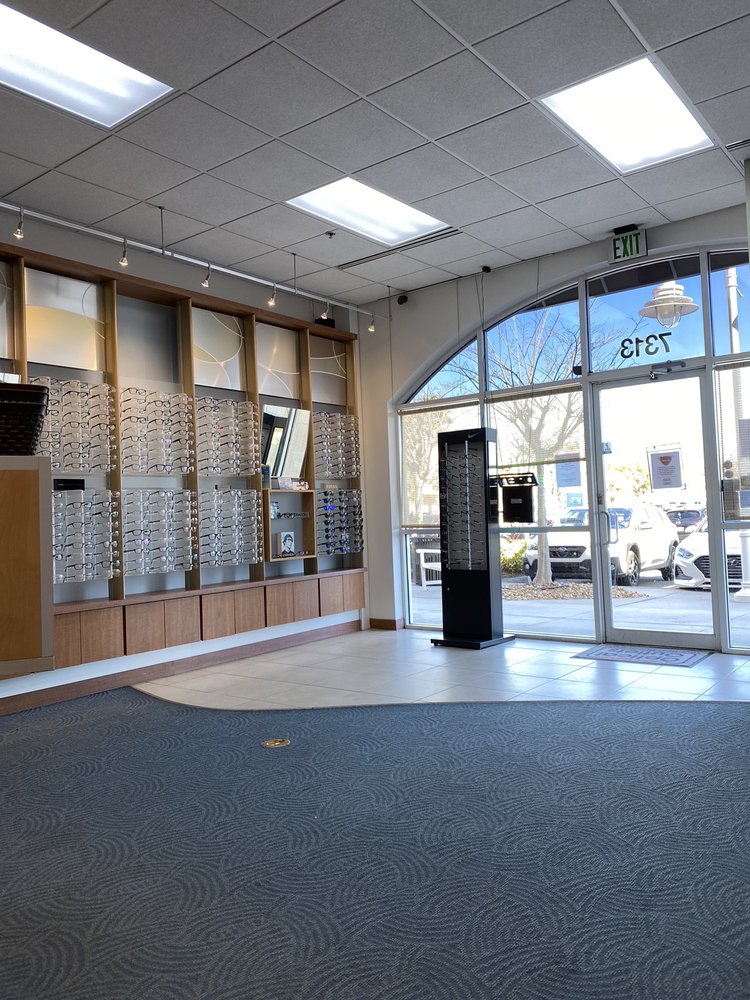 OPTICAL OUTLETS - Updated December 2025 - 22 Reviews - 7313 52nd Pl E ...